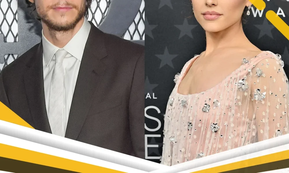 Evan Peters y Ariana Grande en la Temporada 13 de American H